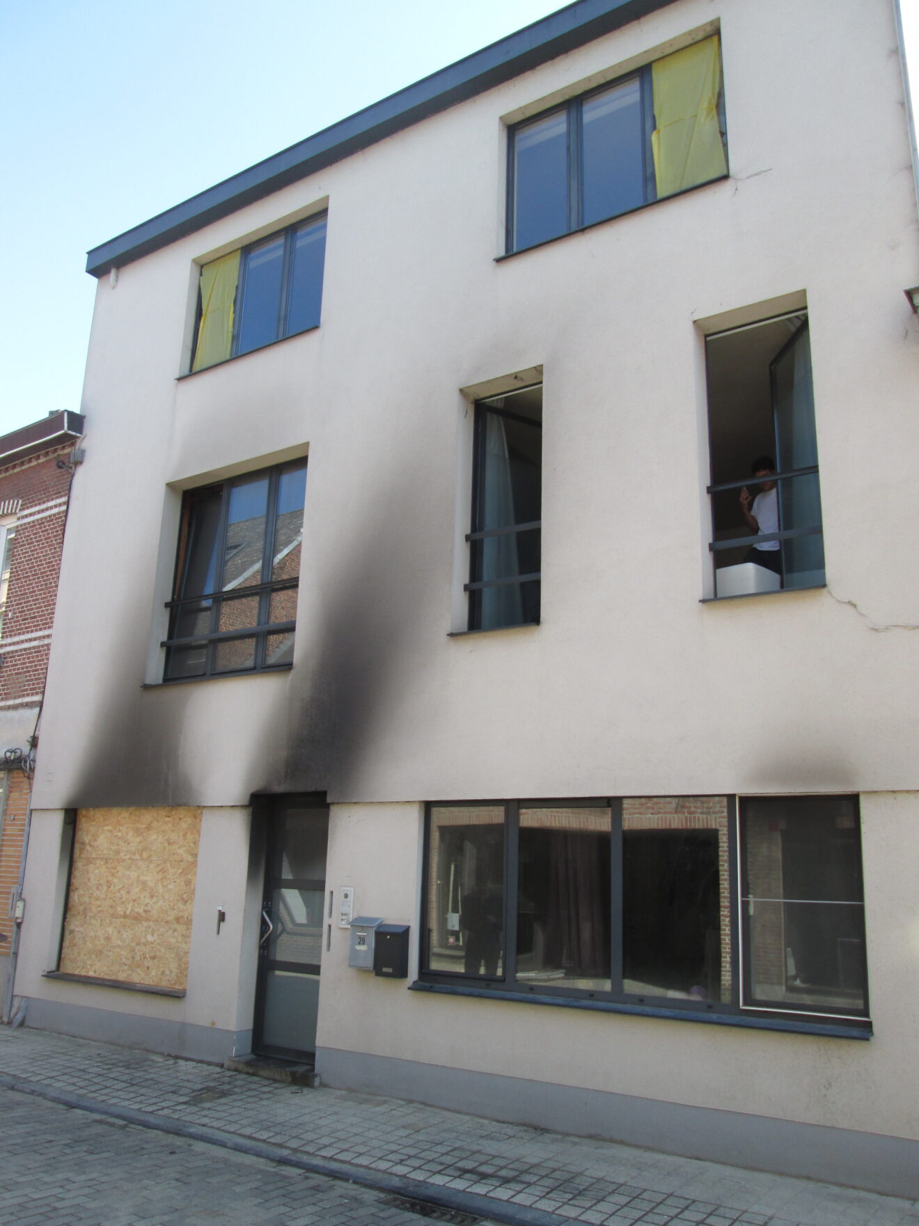 Man komt om bij brand in Opwijk – Goeiedag